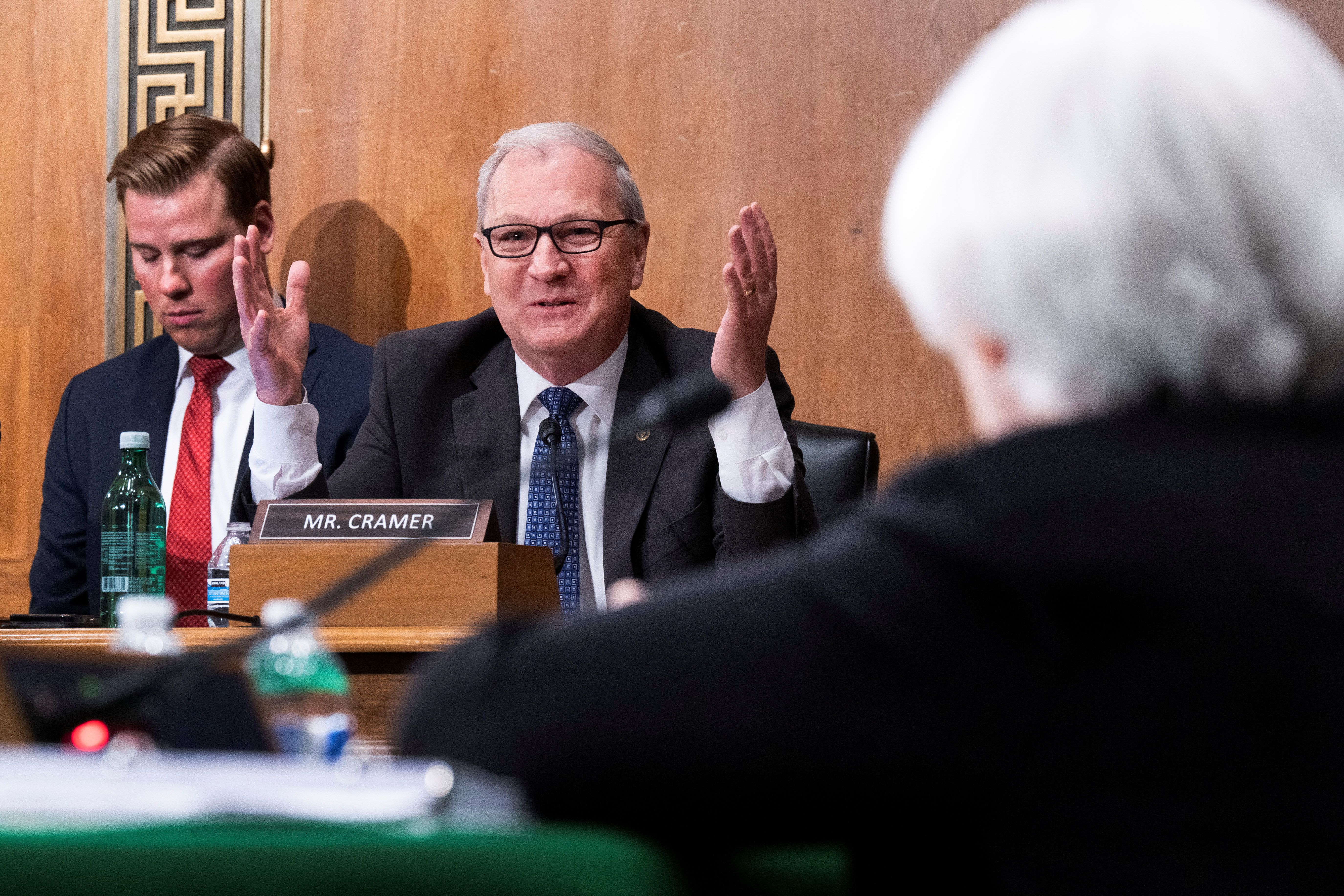 Flagging economy weighs on Republicans’ midterm hopes | Semafor