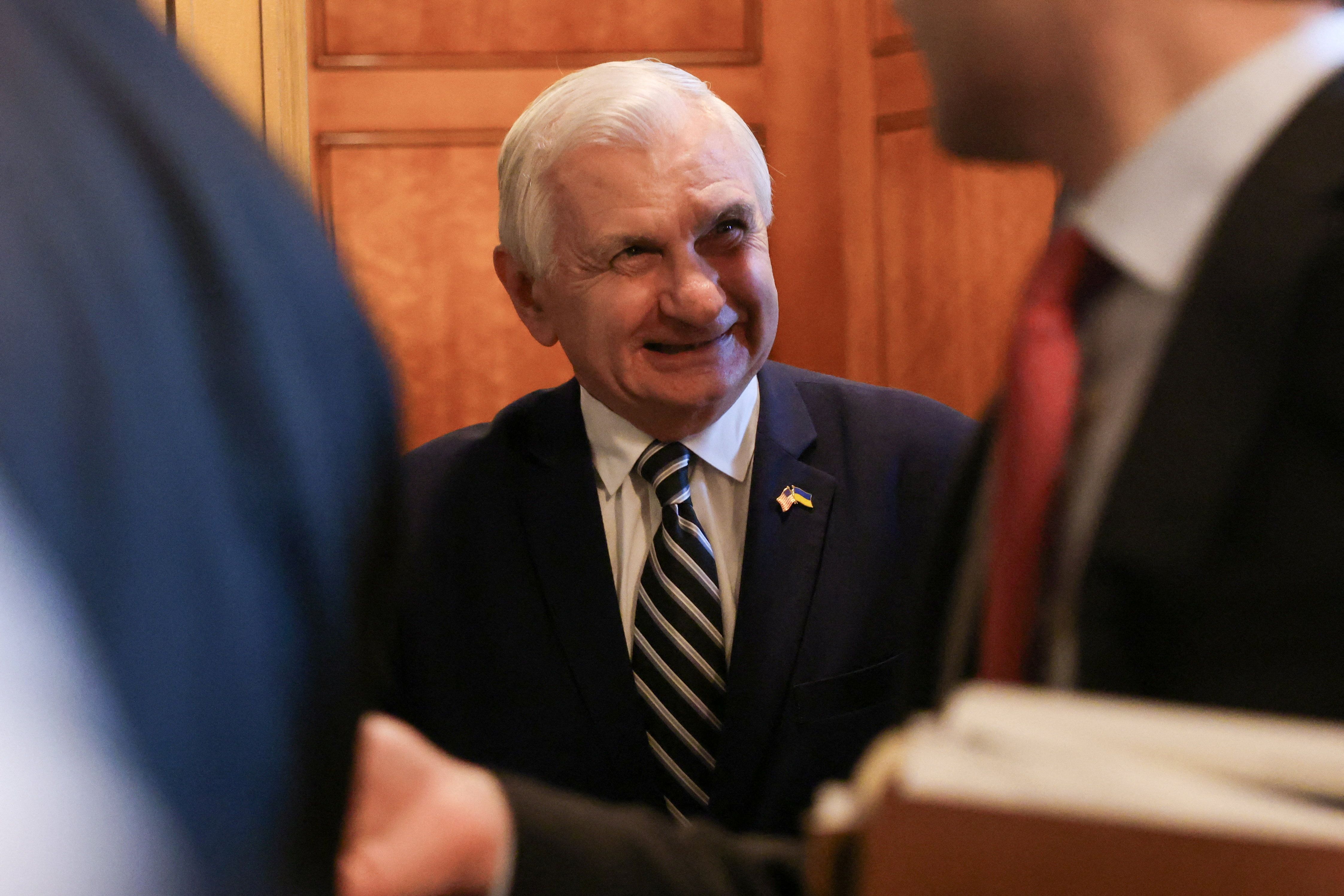 Democrats fighting to preserve states’ ability to regulate AI | Semafor