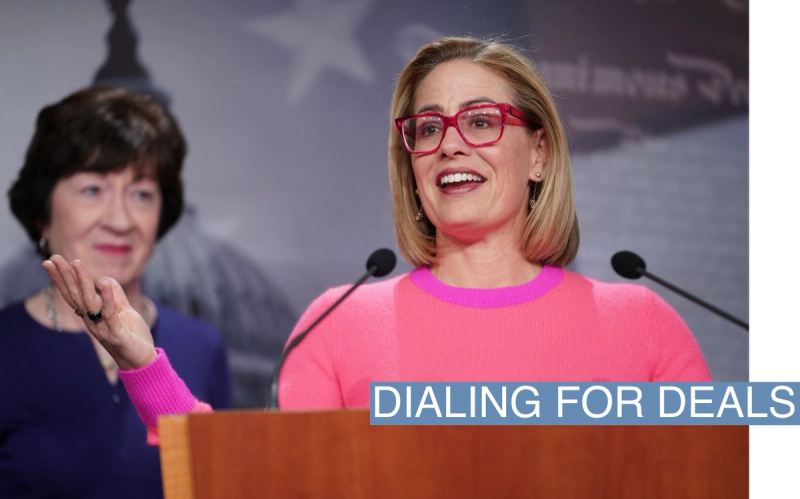 Newly independent Kyrsten Sinema is making a last-minute, all-out push ...
